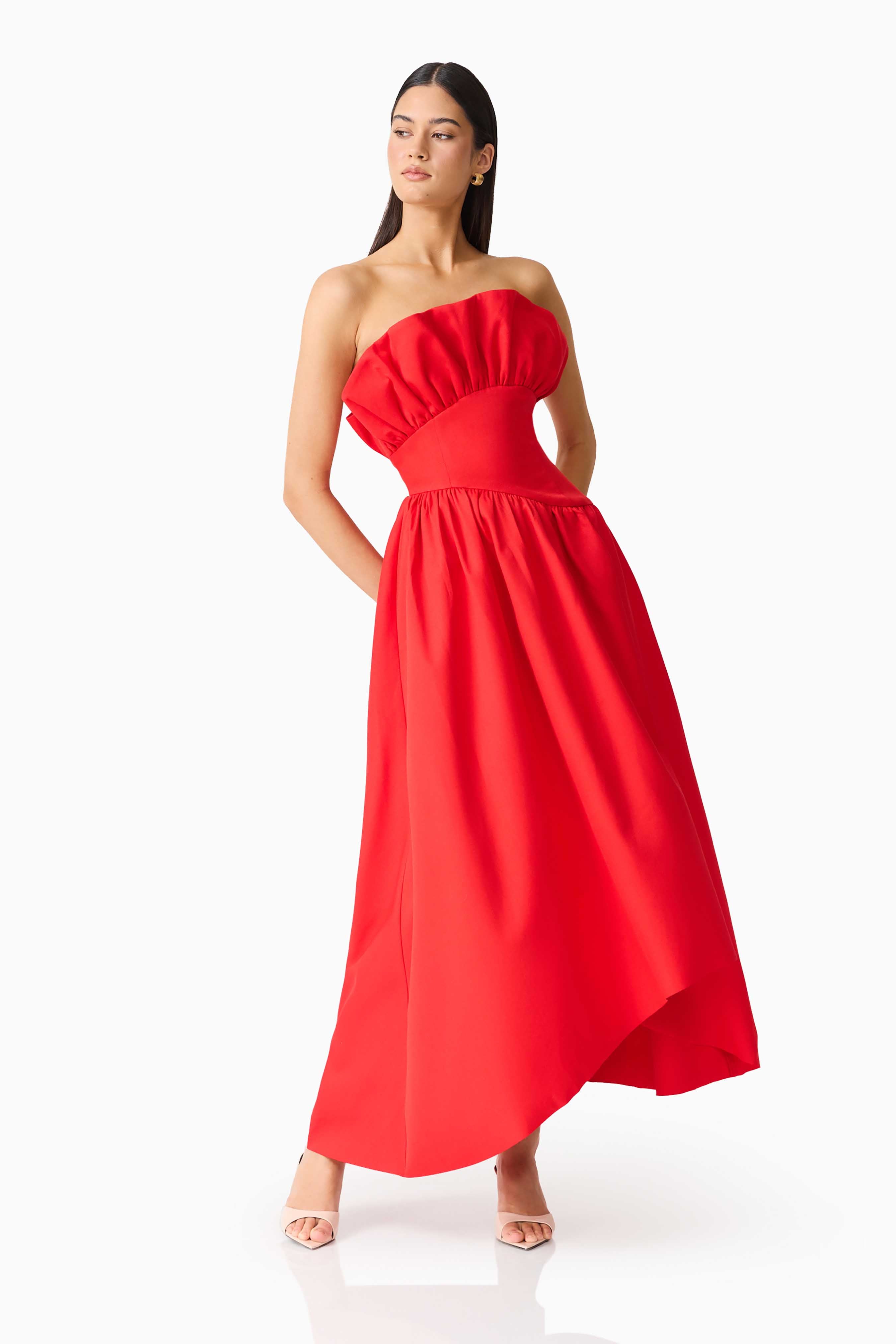 Laurel Sleeveless Maxi Dress In Red – Elliatt